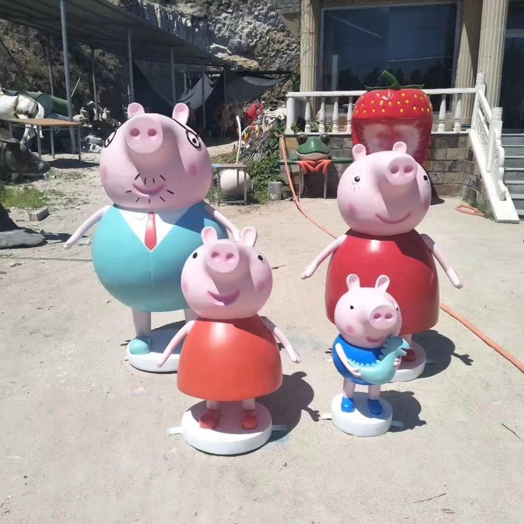 Red Color Bowing Man Fiberglass Statue Large Outdoor Fiberglass Sculpture